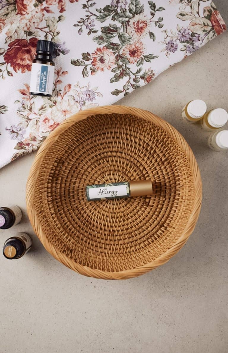 Best Essential Oils for Allergy Relief + Diffuser, Balm, & Roller Blend ...